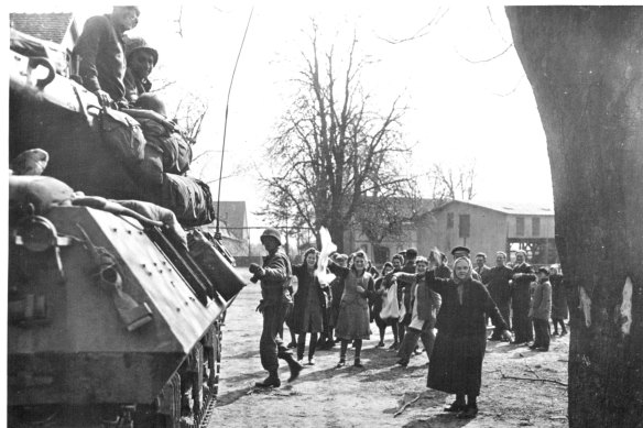 Promise Me You'll Shoot Yourself: The Mass Suicide of Ordinary Germans ...