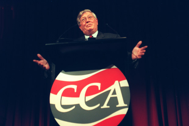 Former Coca-Cola Amatil boss Dean Wills dies, aged 89