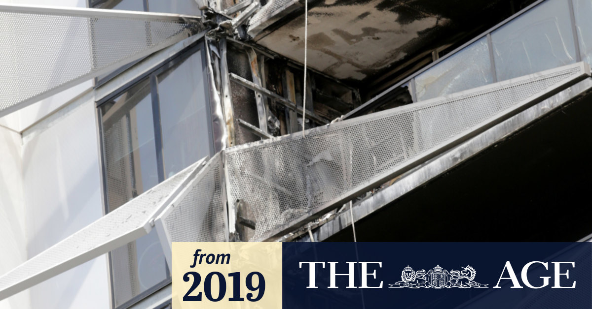 Victorian builders call for cladding amnesty as danger list grows to 1200