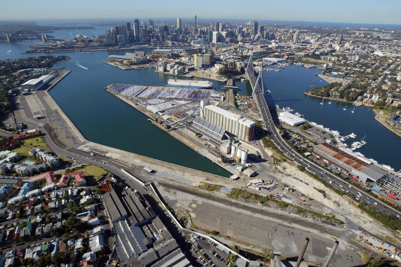 Bays West precinct: Development plans increase pressure on government ...