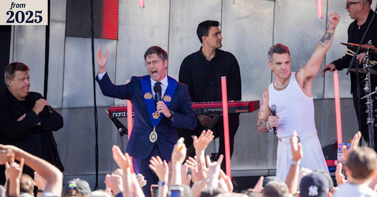 Robbie Williams’ key to Melbourne: Robbie Williams key honour sparks ...