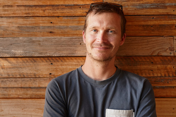 A monument to Aboriginal victims of the 1849 'Massacre of Waterloo Bay ...