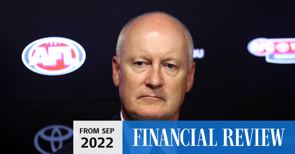 Goyder digs in behind Qantas’ embattled Joyce