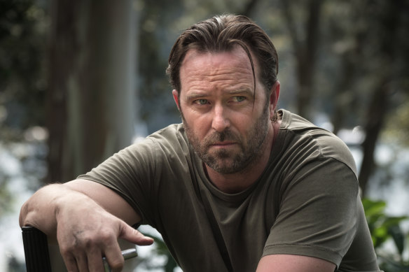 Action man Sullivan Stapleton’s one rule for fight scenes