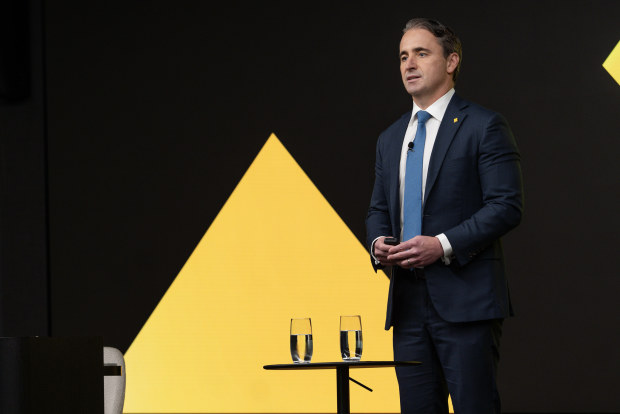 CBA dividend: Commonwealth Bank profit up to $5.13b on solid loan growth