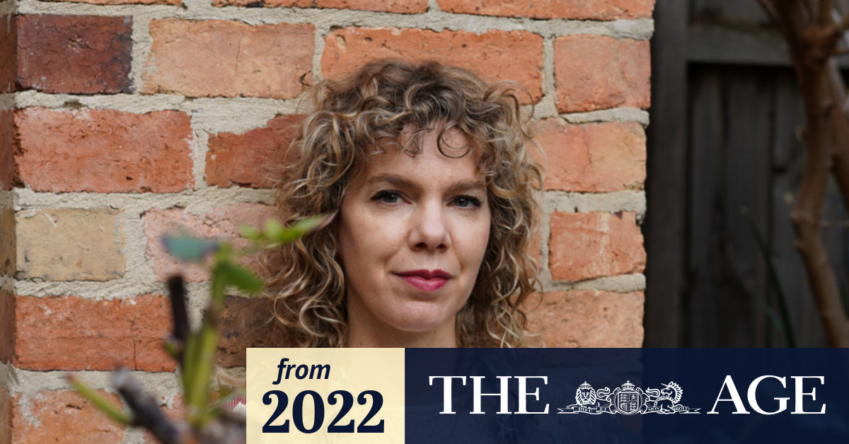 Author Peggy Frew interview: On Wildflowers and writing