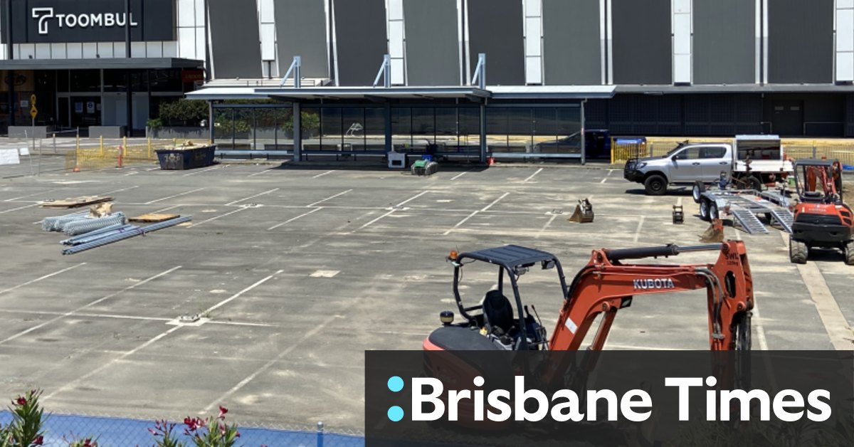 Bulldozers move in to begin demolition of Toombul Shopping Centre