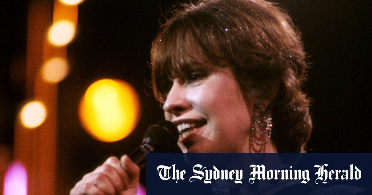Astrud Gilberto: The Girl from Ipanema singer dies aged 83
