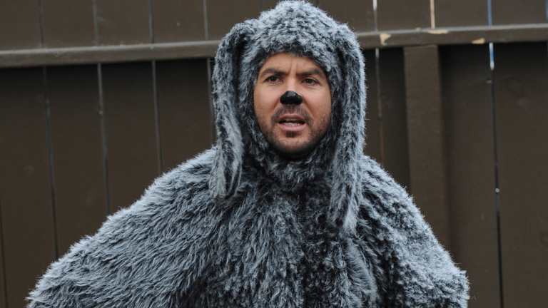 Wilfred star Jason Gann ordered to pay $750,000 over 2007 assault