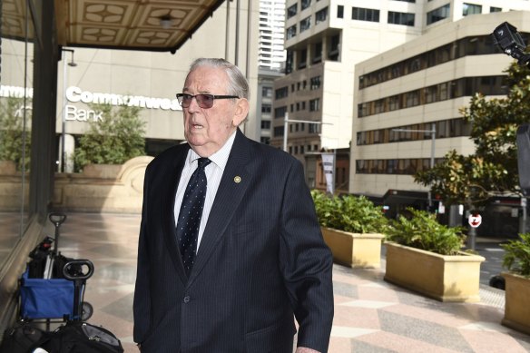 Former Ryde mayor Ivan Petch wins blackmail attempt appeal