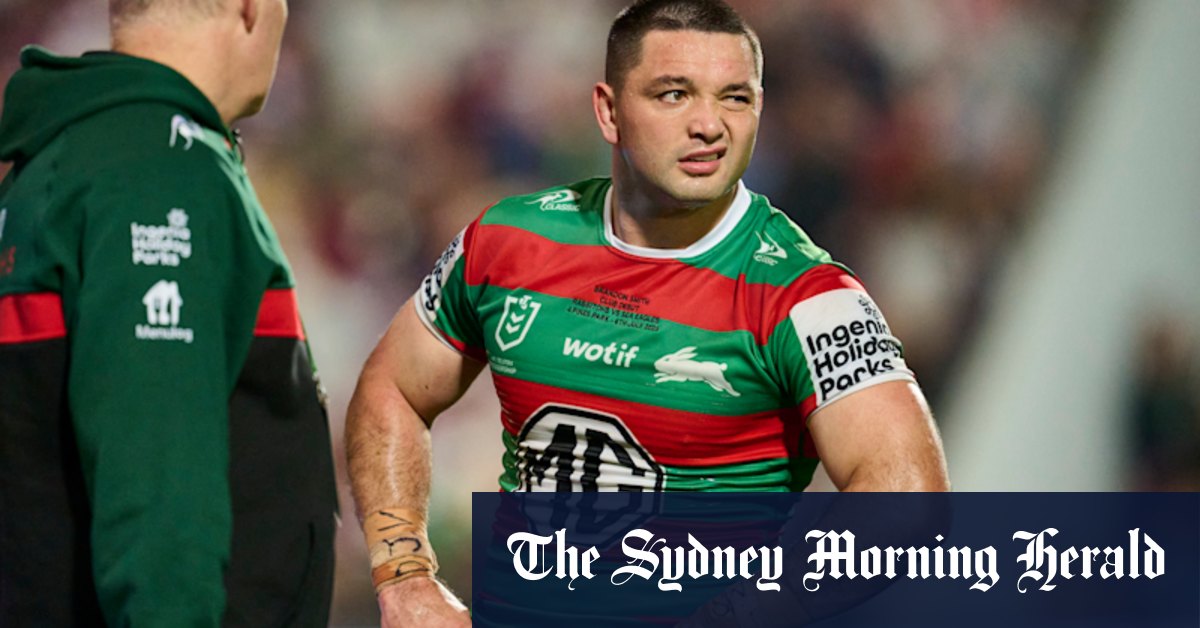 Mollyflwers surgery moderately attractive older woman with