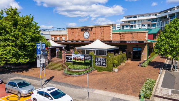 Manly’s Brookvale Hotel snapped up by local Kelly family for $40m