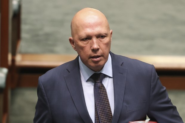 Nauru detainees cost $10,000 each per day in contract bonanza