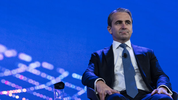 COVID-19 recovery propels regional house prices: CBA, Bendigo CEOs