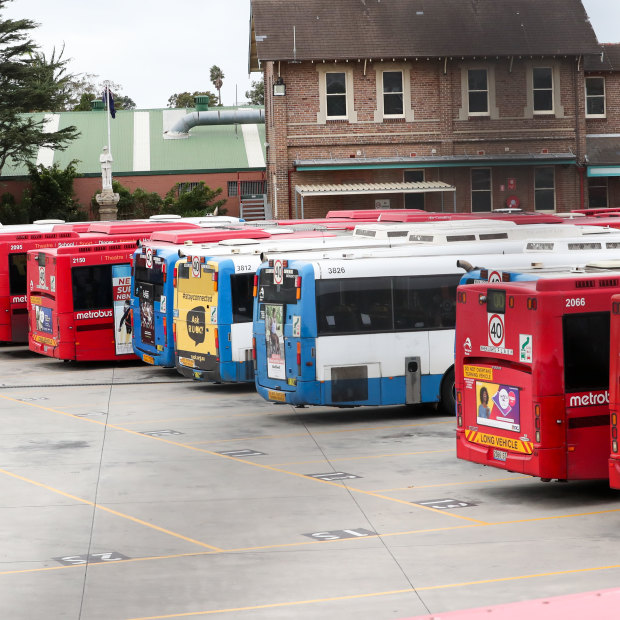 Sydney bus driver shortage amplified by split shifts, privatisation