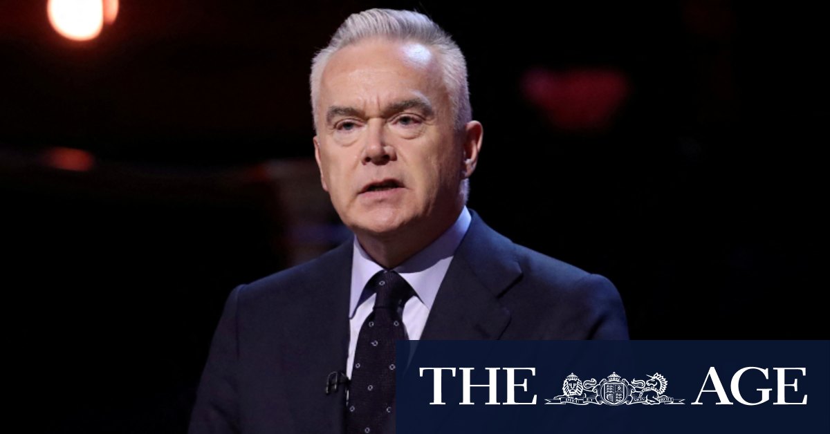 Bbcs Huw Edwards Identified By Wife Vicky Flind As Presenter At Centre