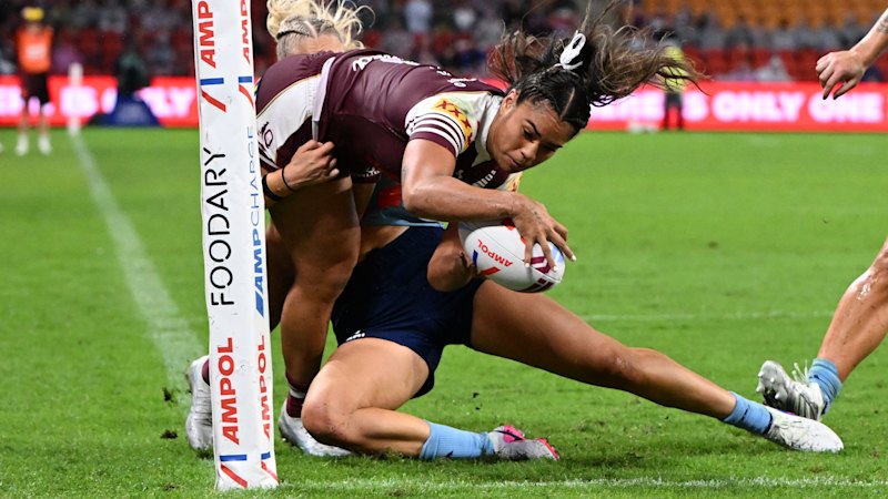 Blues hold out Maroons in epic finish to secure Origin series victory