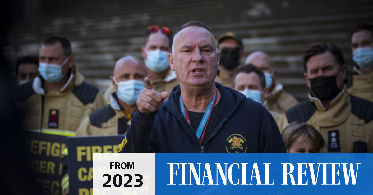 Cost of living crisis: Victorian unions declare war on indebted Dan ...