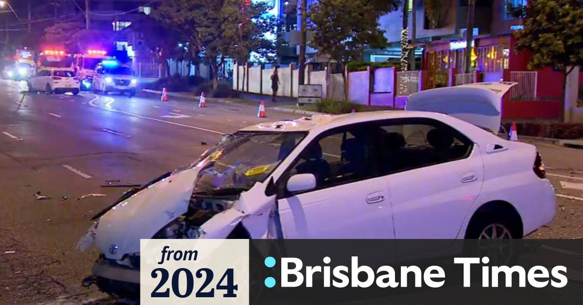 Greens MP Amy MacMahon in critical condition after Kangaroo Point crash