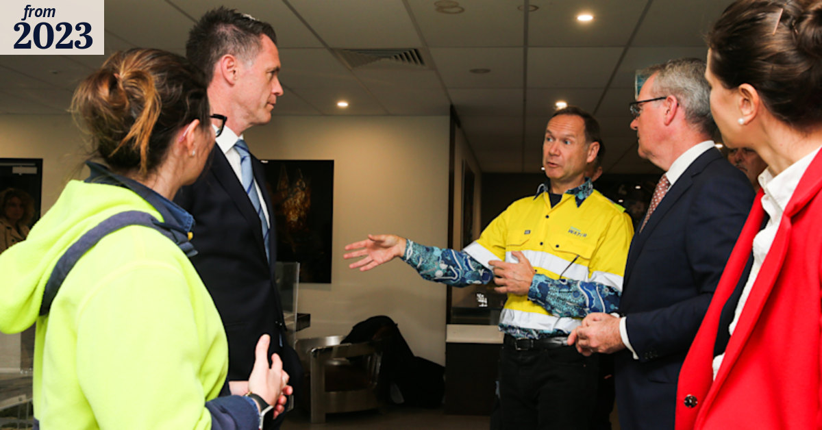 Sydney Water fight gets dirty as boss ‘lumps union sites with gambling ...