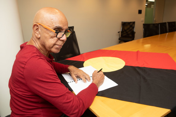 Aboriginal flag copyright: Harold Thomas created the flag as a symbol ...
