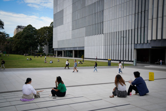 Class sizes soar at UNSW during COVID-19