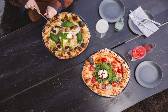 Melbourne prince of pizza, Woodstock chain founder Tony Cannata, in ...
