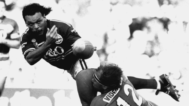 Beale says Cliff Lyons inspiration behind 'used-cars salesman' mullet