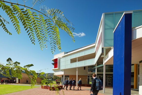 Power outage forces Perth school to close for remainder of term