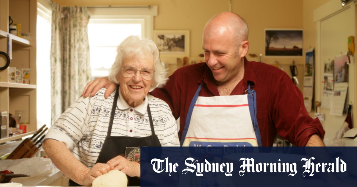 Richard Flanagan: Grieving his mothers death