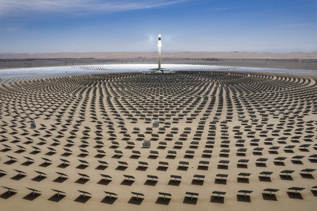 Energy storage: No wind or sun? Try using compressed air and molten ...