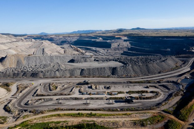COVID vaccine Australia: BHP locks out unvaccinated miners at Mount ...