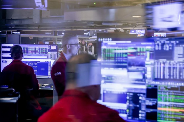RBA interest rates: Foreign investors are buying up Australian ...