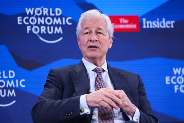 Donald Trump sues JPMorgan Chase and Jamie Dimon for $US5 billion over ...