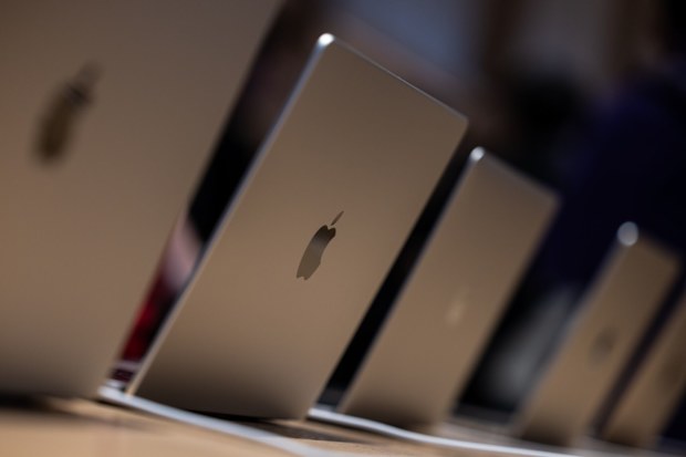 Apple’s new touchscreen MacBook Pro to have iPhone’s Dynamic Island ...