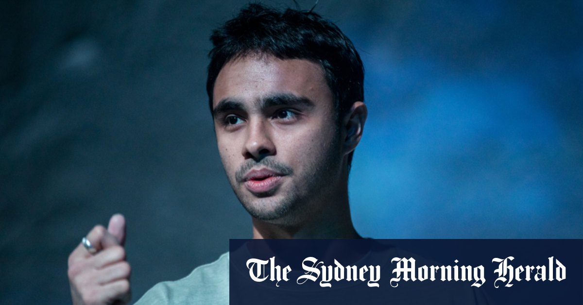 Heartbreak High actor Thomas Weatherall shines in playwriting debut