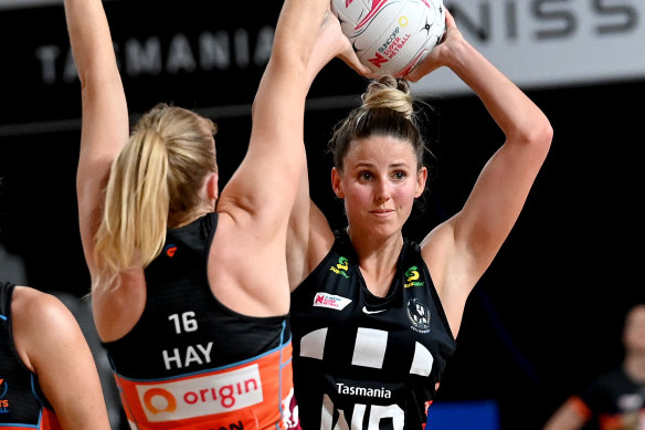 Magpies fall to Giants after fast start