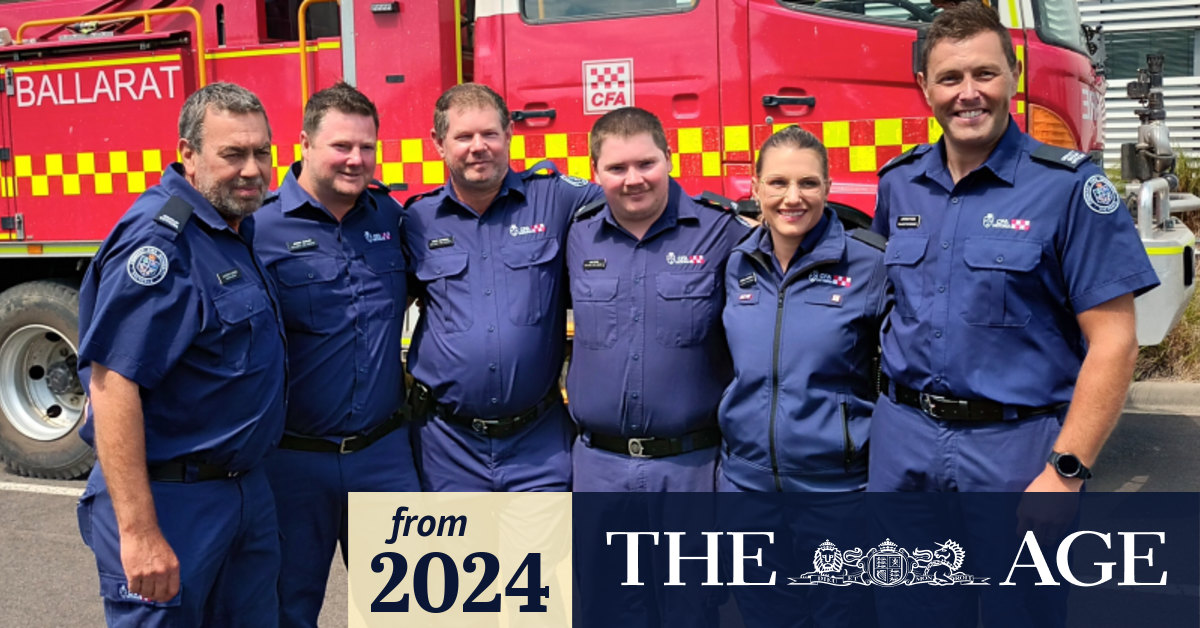 Grampians fires: Volunteer firefighters in Pomonal trapped by fire