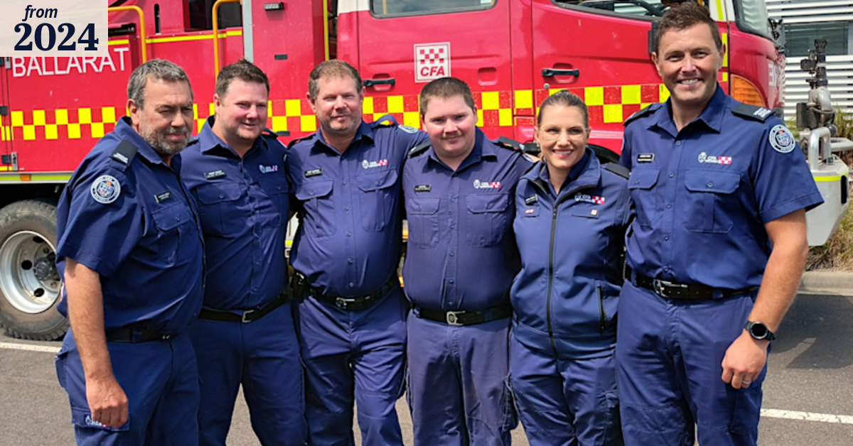 Grampians fires: Volunteer firefighters in Pomonal trapped by fire