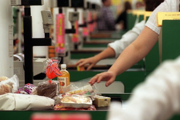 Woolworths and Coles unite in push for workplace change in retail award