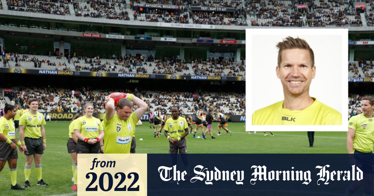 AFL umpire podcast: Simon Meredith on life behind the whistle