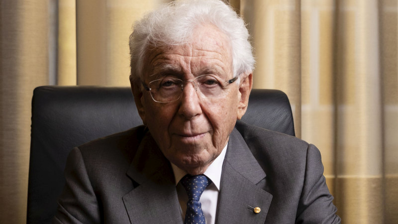 Frank Lowy on Australia's sluggish economy, Trump and Brexit