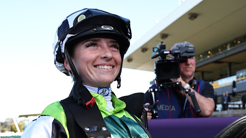 Siena’s dad didn’t want her to be a jockey. Now she’s got a shot in one ...