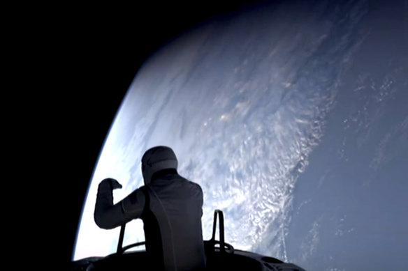 SpaceX Polaris Dawn: Jared Isaacman completes first private spacewalk ...