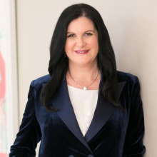 ASIC-banned Dominique Grubisa spruiks Facebook masterclass