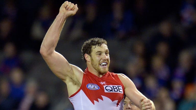 Shane Mumford sets his sights on Paul Gallen