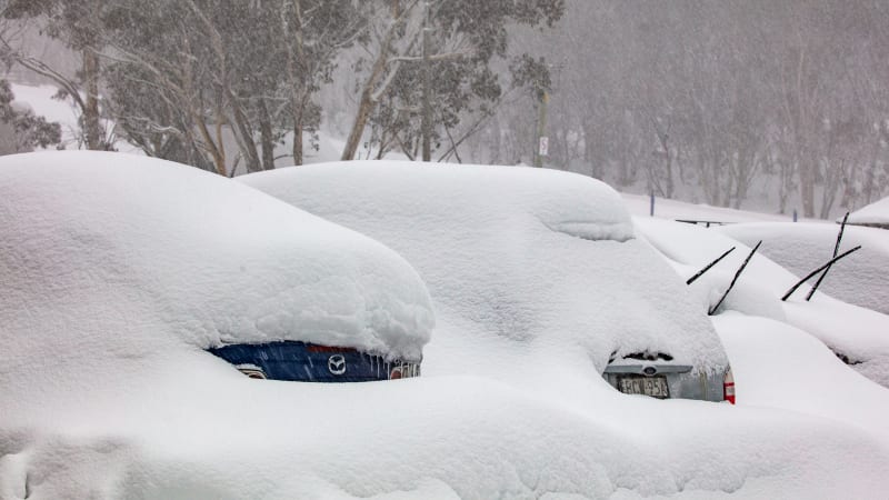 'Huge season': Victorian snowfields mark record year after heavy falls