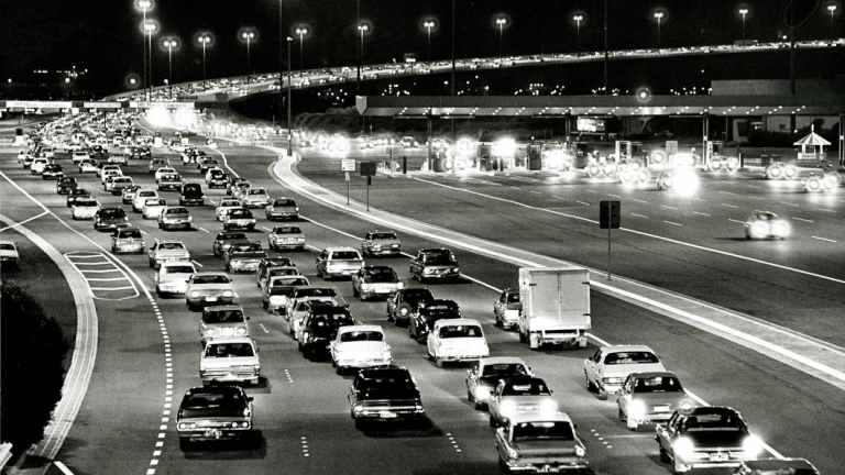 Flashback 1978: The West Gate Bridge opens