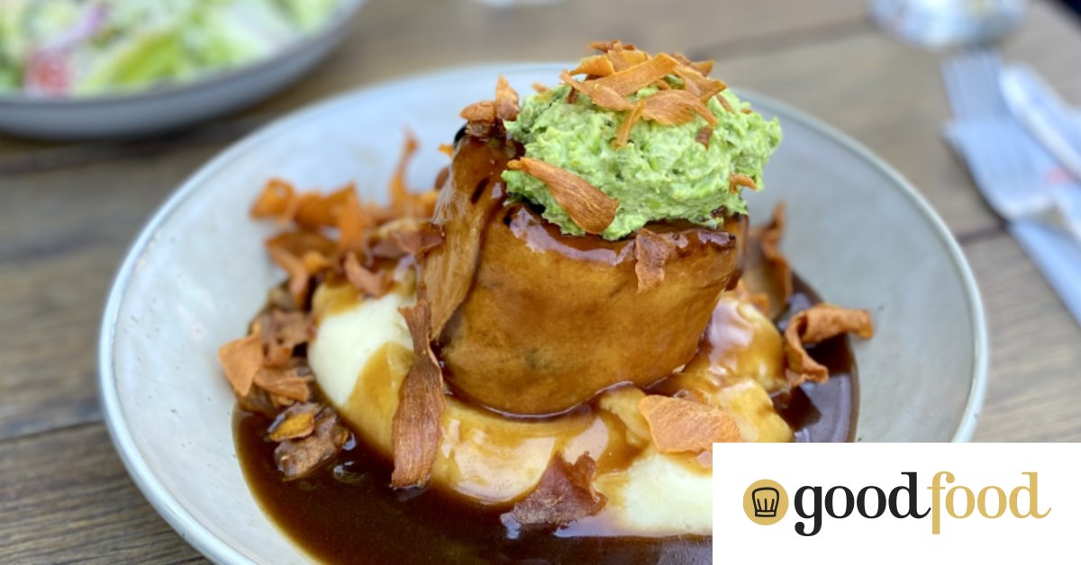 The Rose and Crown: A proper heritage listed boozer in gorgeous old ...