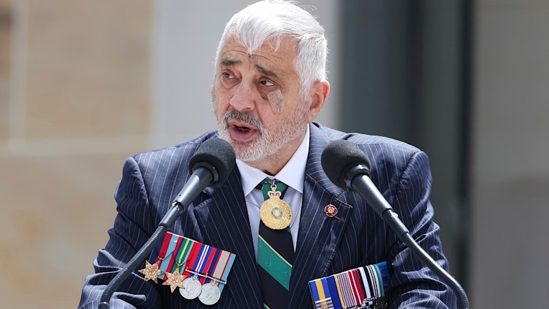 Remembrance Day: RSL president Greg Melick calls on Anthony Albanese to ...